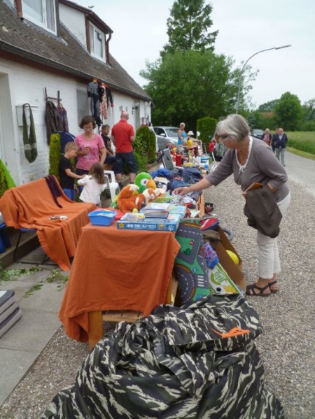 Flohmarkt im Meeschendorf - OWL Journal | OWL Journal